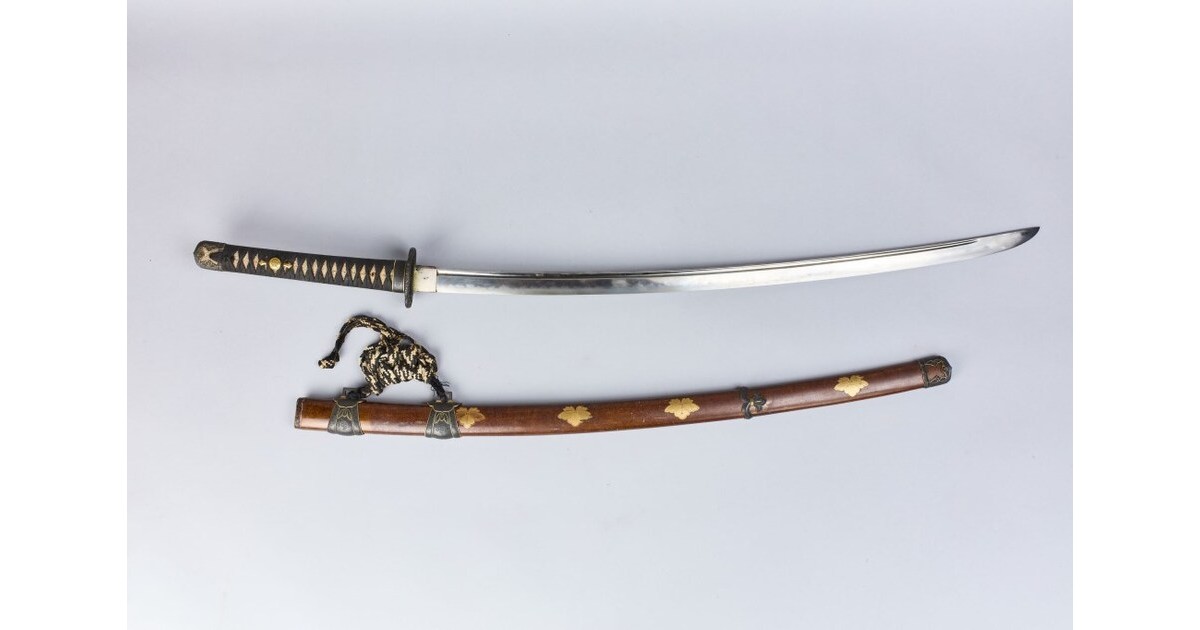 Sabre et fourreau japonais, SUKEKAME - Portail officiel des Musées de Reims
