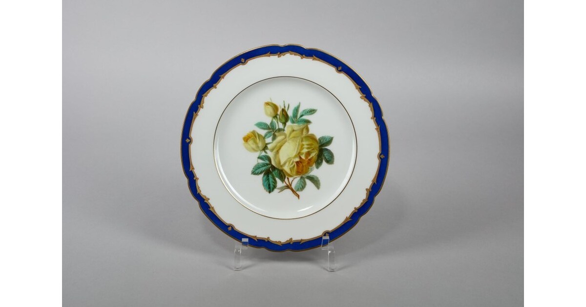 Assiette à décor de fleurs de roses jaunes, service de Paris, MAISON ...