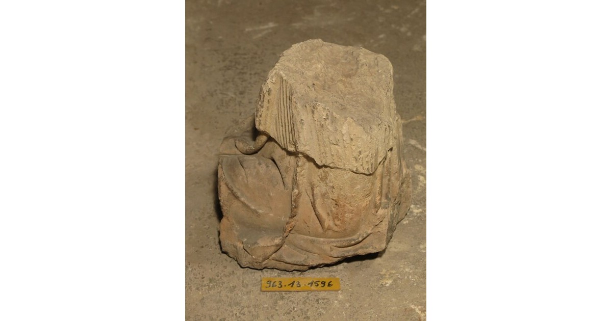 Fragment de statue d’orant, ANONYME RÉMOIS 16ème siècle - Portail ...